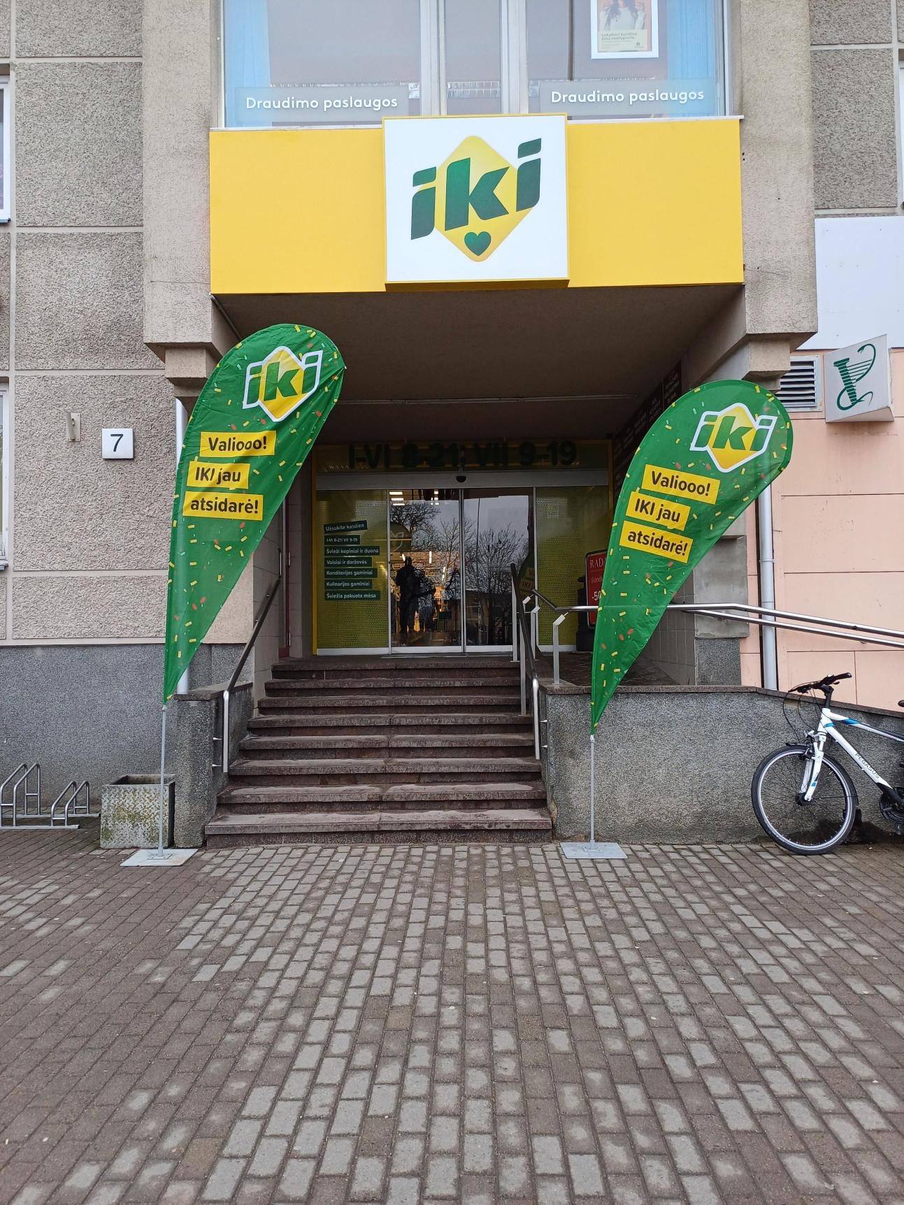 Kretingos centre duris atvėrė atsinaujinusi „Iki“ parduotuvė – ribotą ...